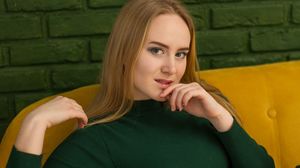 TiffanyBlanc is online! - Official Page