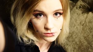 KlinkyKeysha is online! - Official Page